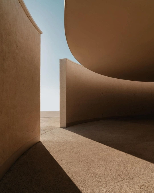 Inspiring shapes (@chantellev) / Cosmos