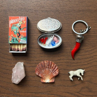 Trinketcore (@heroinepretend) / Cosmos